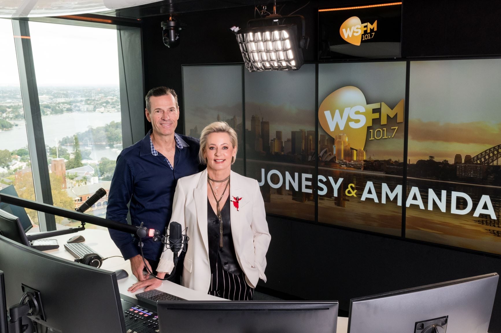 Jonesy and Amanda complete WSFM's relocation to North Sydney ...