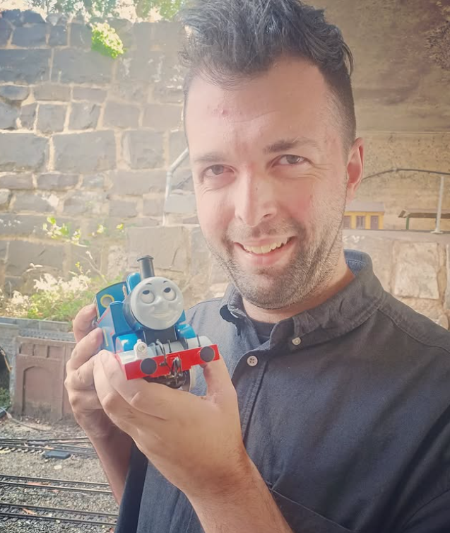 Tom Denham to produce Australia Overnight with Phil O'Neil - RadioInfo ...